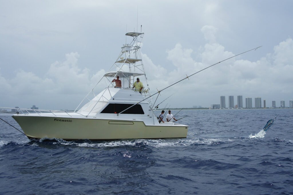 Deep Sea Fishing Miami Beach - Fintastic Fishing Charters